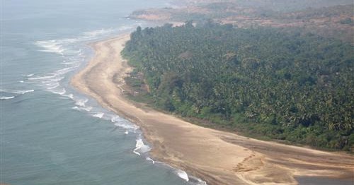 Travel-India: Anjarle Beach