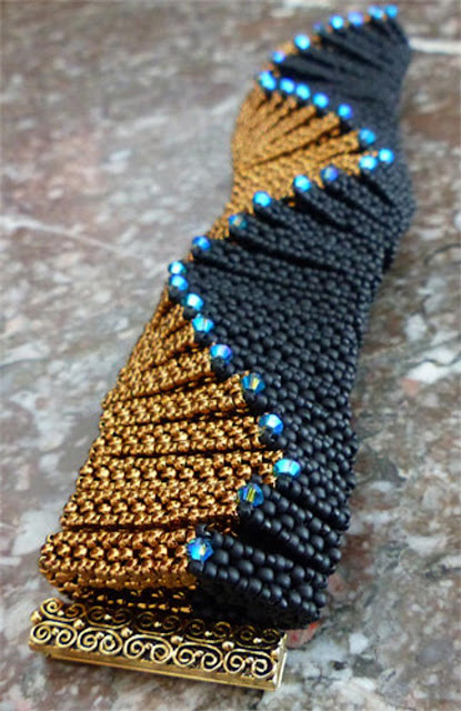 PerlDesign's Unusual Structural Beaded Jewelry Tutorials / The Beading Gem