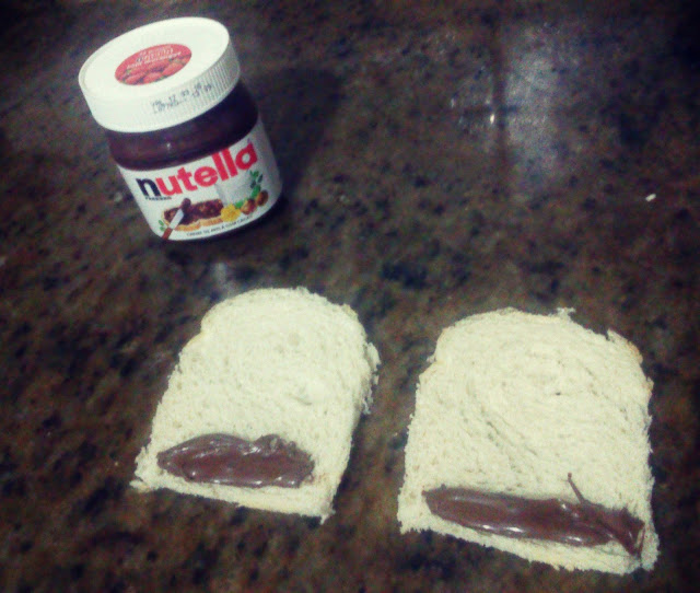 Tay na cozinha: Enroladinho de morango com nutella - Tay Barboza