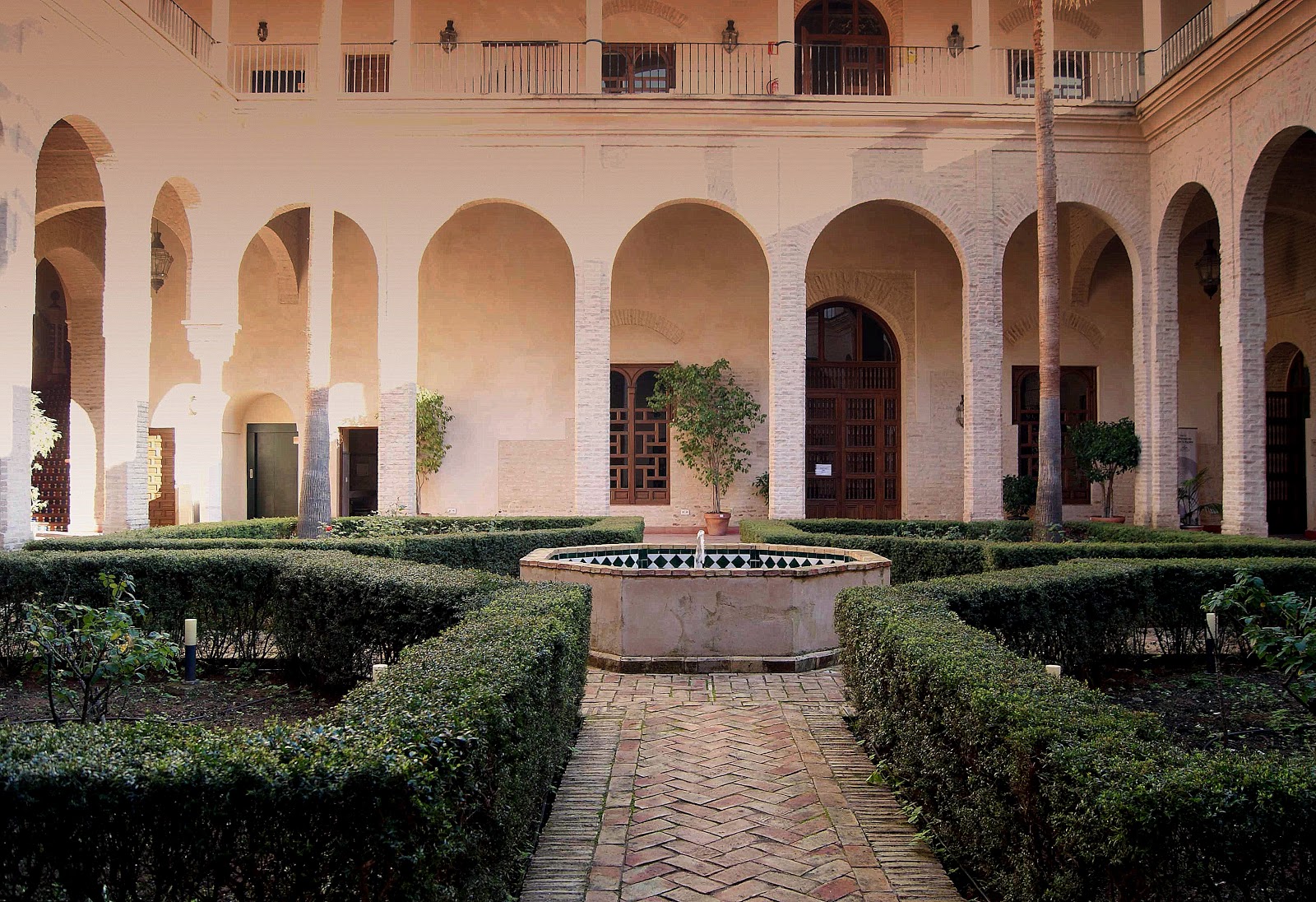 Leyendas de Sevilla: Centro del Mudéjar. Palacio de los marqueses de la ...