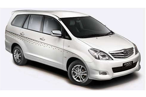 W.o.r.l.d..o.f..W.h.e.e.l.z: Toyota's MUV Innova Crysta limited edition ...