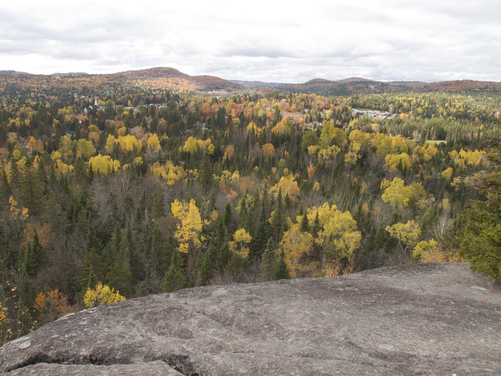 UN FRENCHY AU QUÉBEC: LE MONT CONDOR - VAL DAVID
