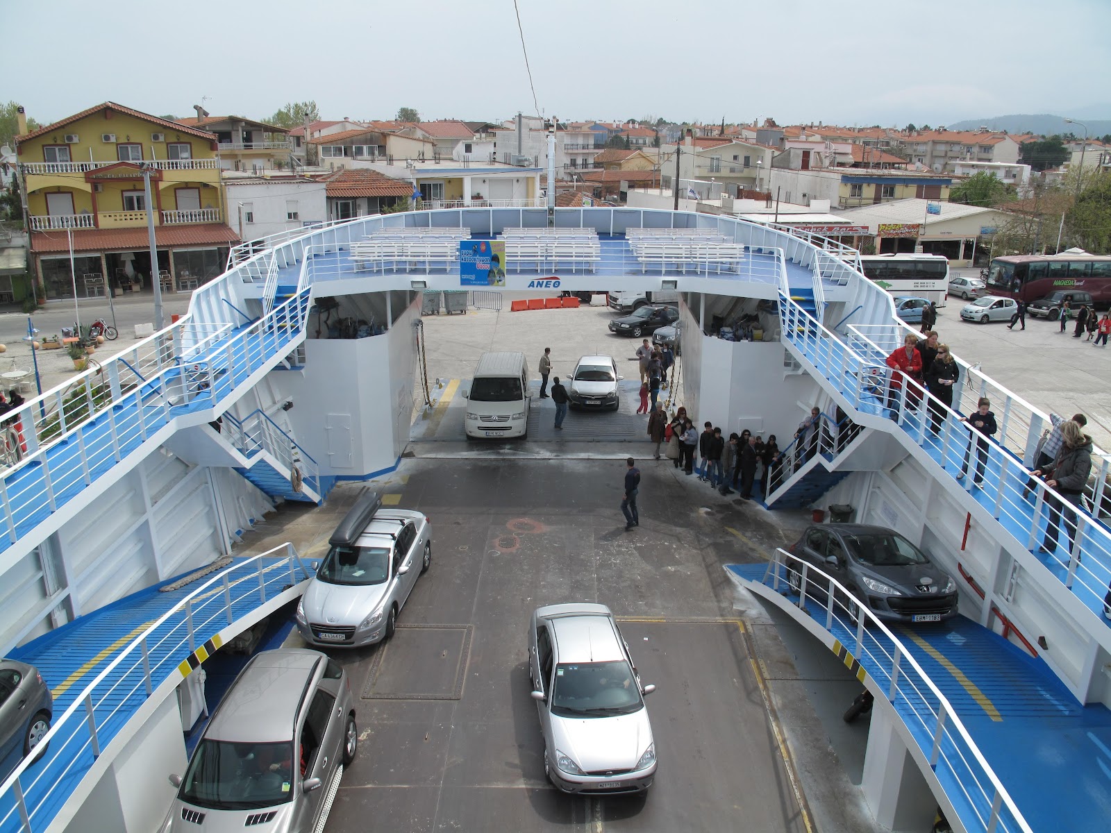thesshipping: ΕΙΚΟΝΕΣ: ΤΑ ΠΛΟΙΑ ΤΗΣ ΘΑΣΟΥ ΤΙΣ ΗΜΕΡΕΣ ΤΟΥ ΠΑΣΧΑ