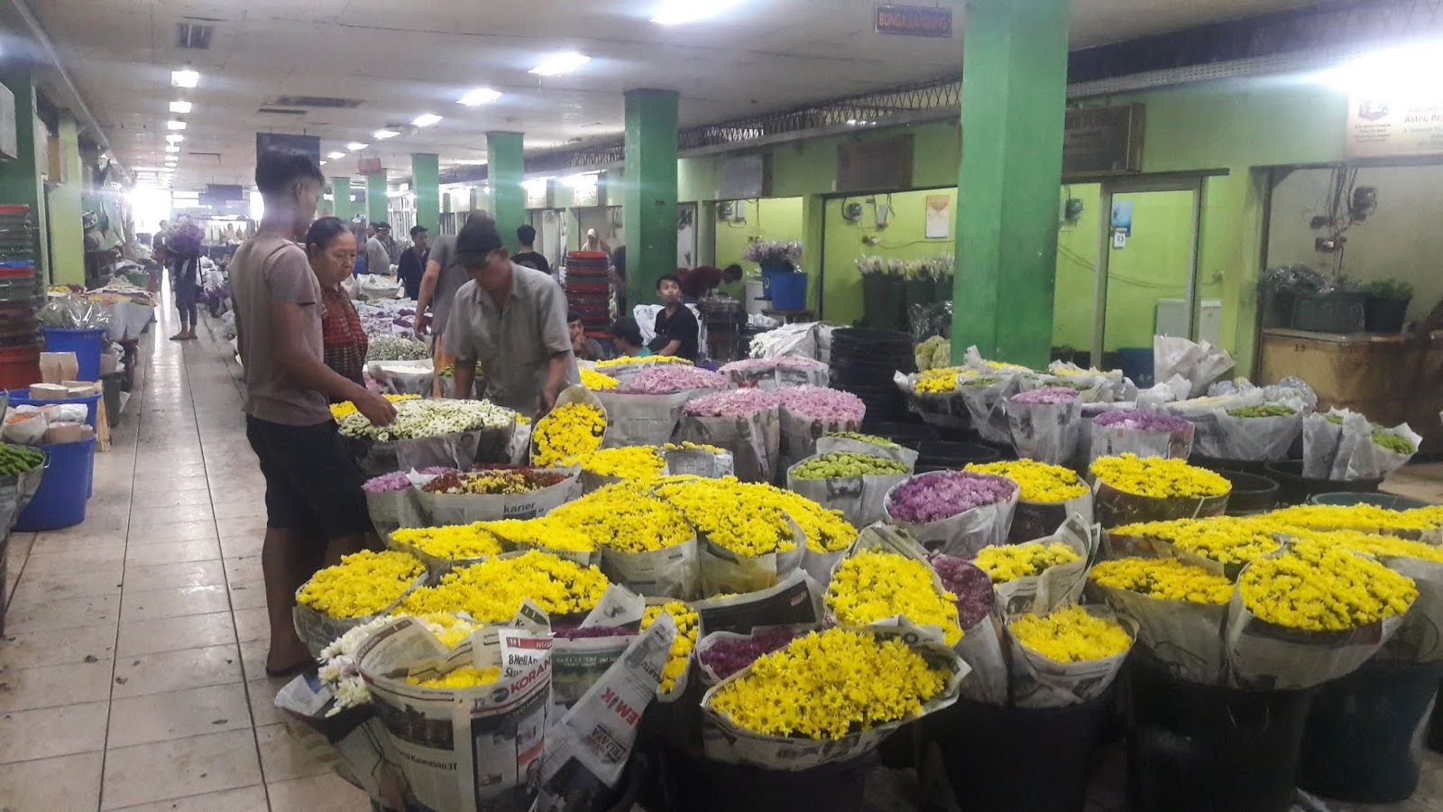 Geliat Ekonomi Digital di Pasar Bunga Terbesar di Indonesia