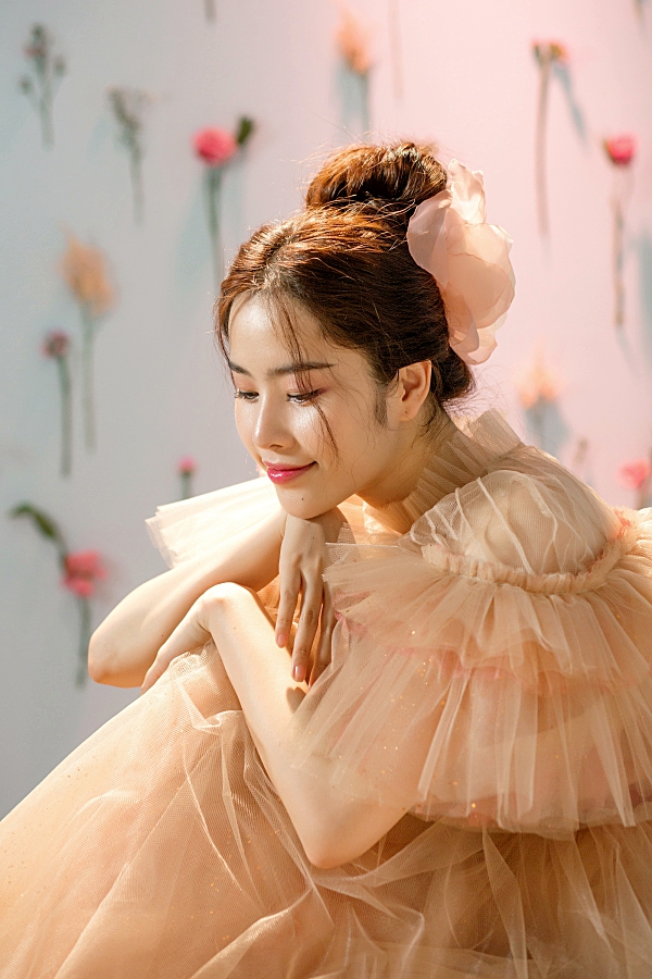 Nguyen Le Nam Em ~ Sexy Girl