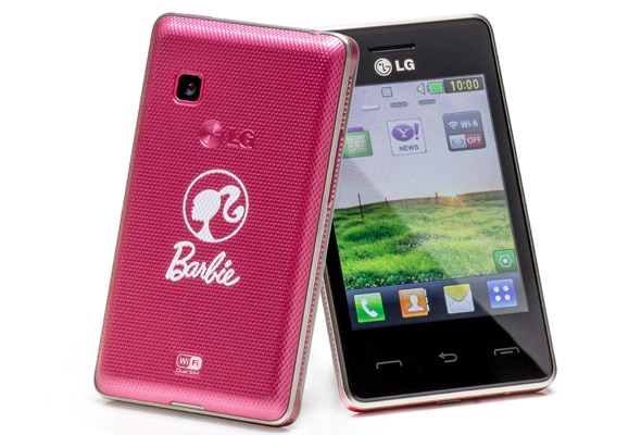 GarotaInfernal: Novidade da Barbie: a boneca virou celular que vem com DVD