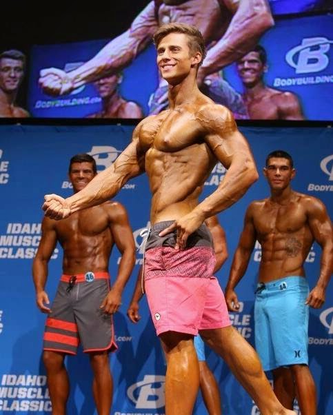 Daily Bodybuilding Motivation: Amazing PEC and ABS of Bodybuilder Tyson ...