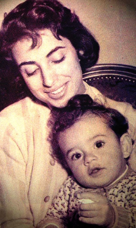 ARAB TUNES الإيقاعات العربية: Nagat El Saghira نجاة الصغيرة