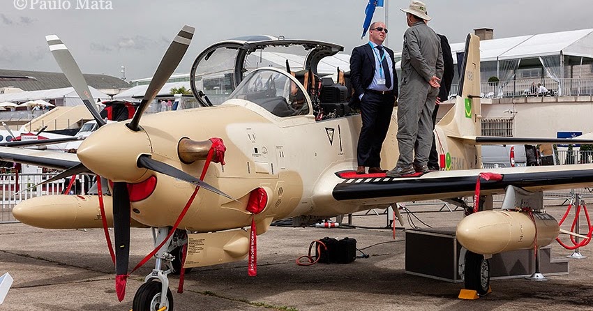 PARAGUAI INTERESSADO NO SUPER TUCANO (M1193 - 284PM/2013) ~ PÁSSARO DE ...