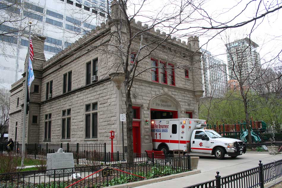 Chicago - Architecture & Cityscape: Chicago Fire Department, Fire ...