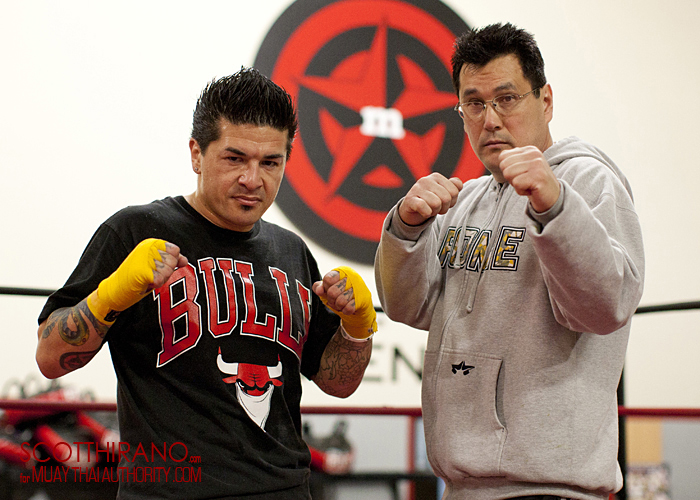 Pictures: William Sriyapai training for Baxter Humby - Muay Thai Authority