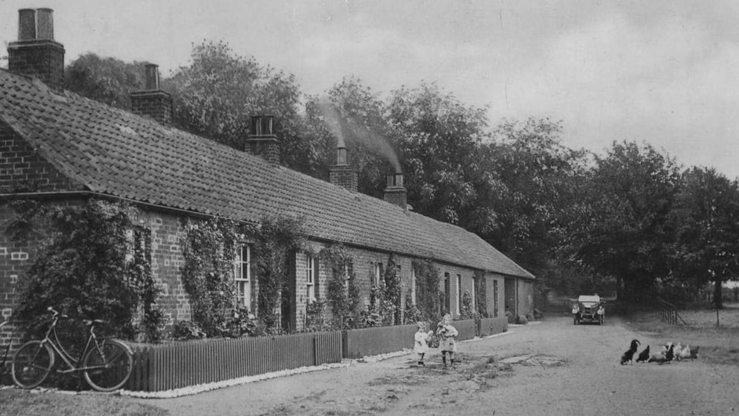 Tour Scotland: Old Photographs Silverburn Scotland