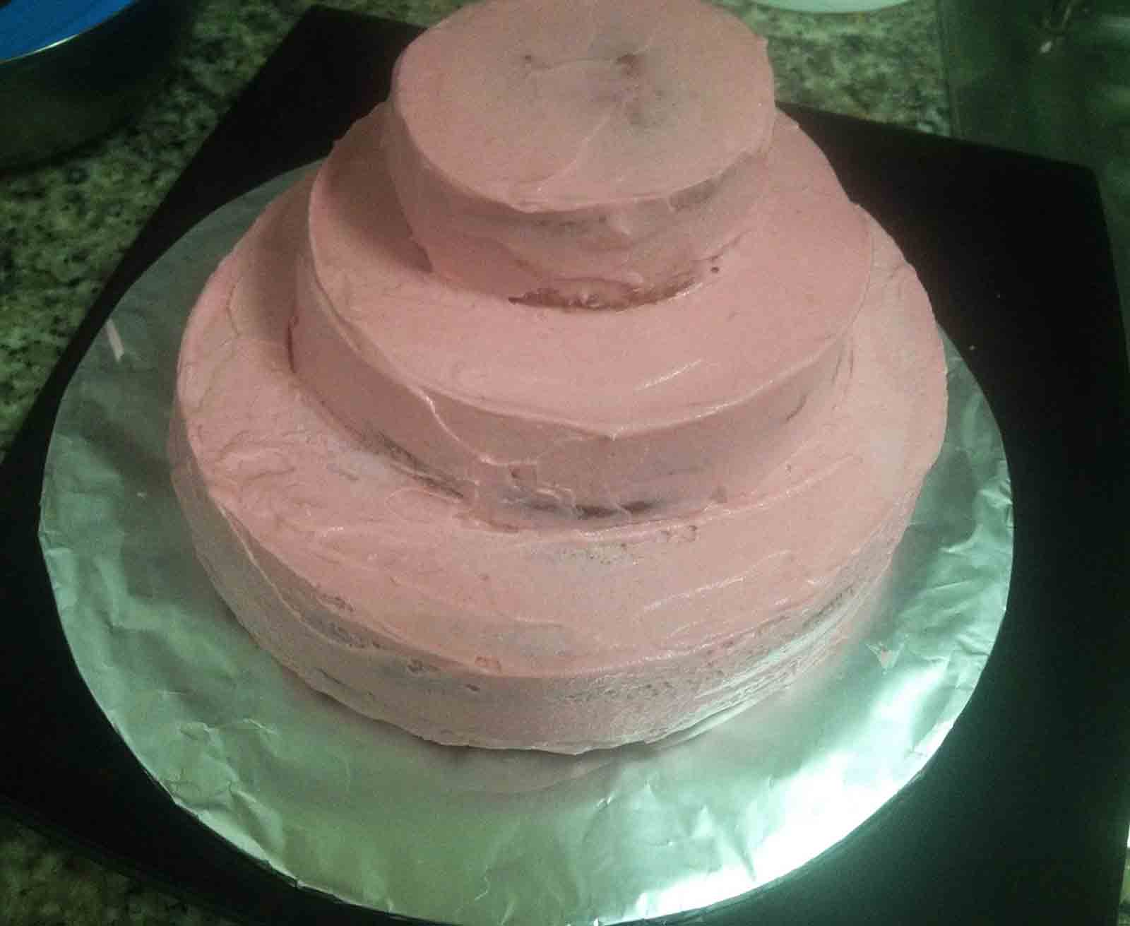 THREE TIER CAKE - EASY STRAWBERRY CAKE