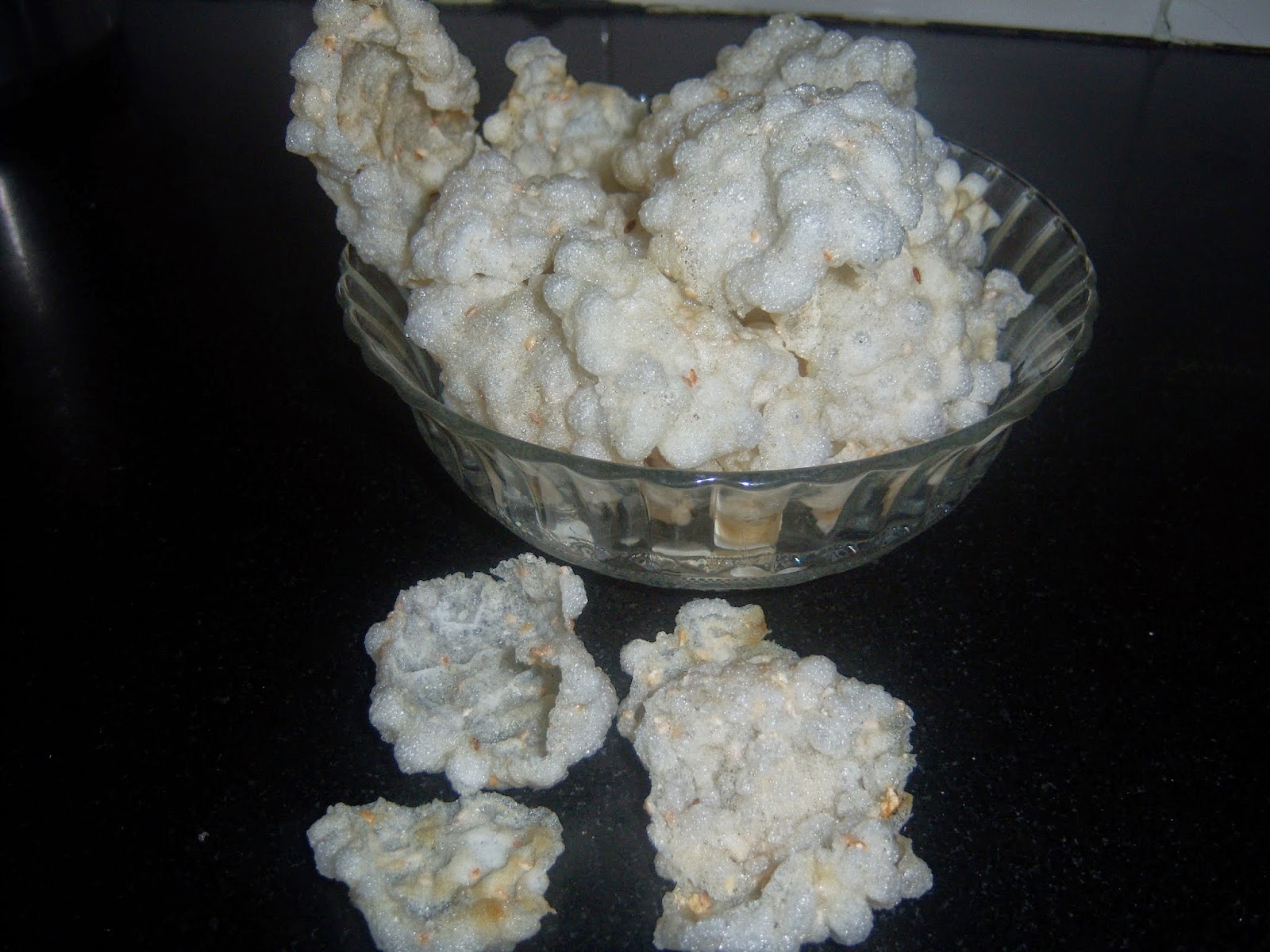 Saggubiyyam Vadiyalu/ Sago Fryums/ How to make Sago Fryums at home - E ...