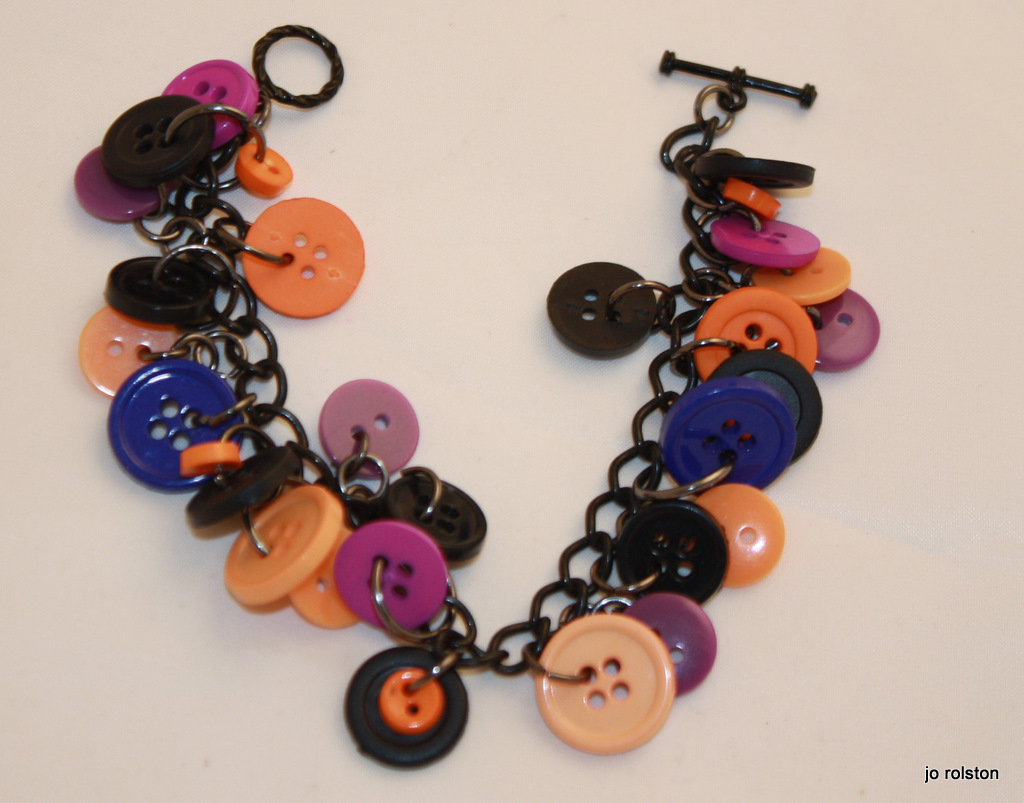 That's My Story....: Button Bracelets