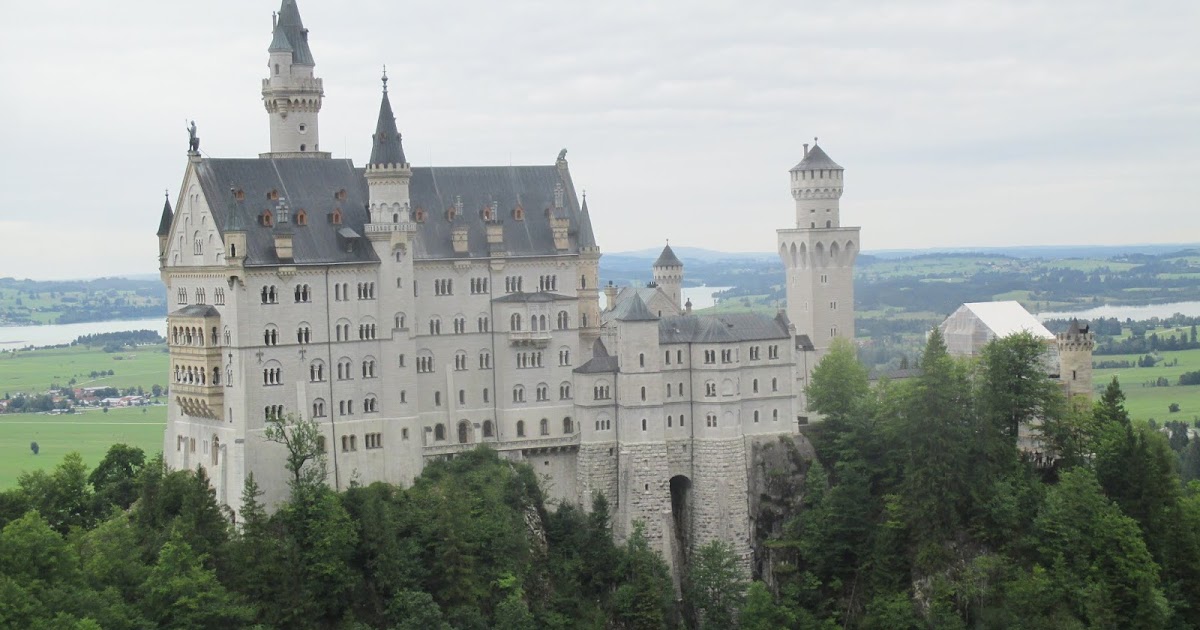 Saltando mundo: Castillos del Rey Loco