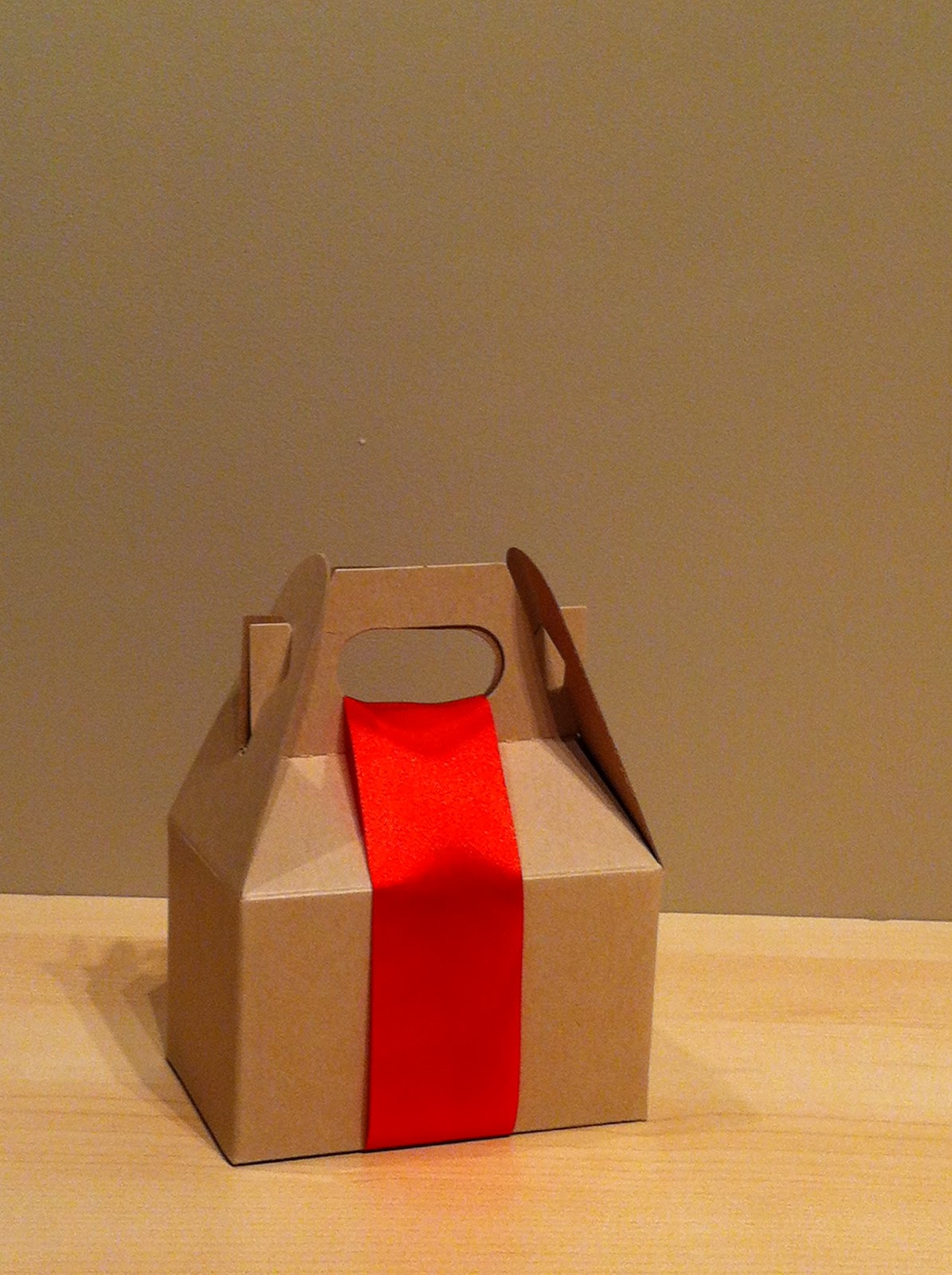 Abi's Packaging Ideas: Simple Ribbon
