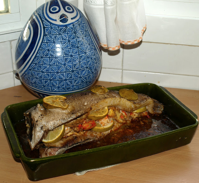 Cocinar es vivir y Bordar también: Merluza rellena de gambones y ...