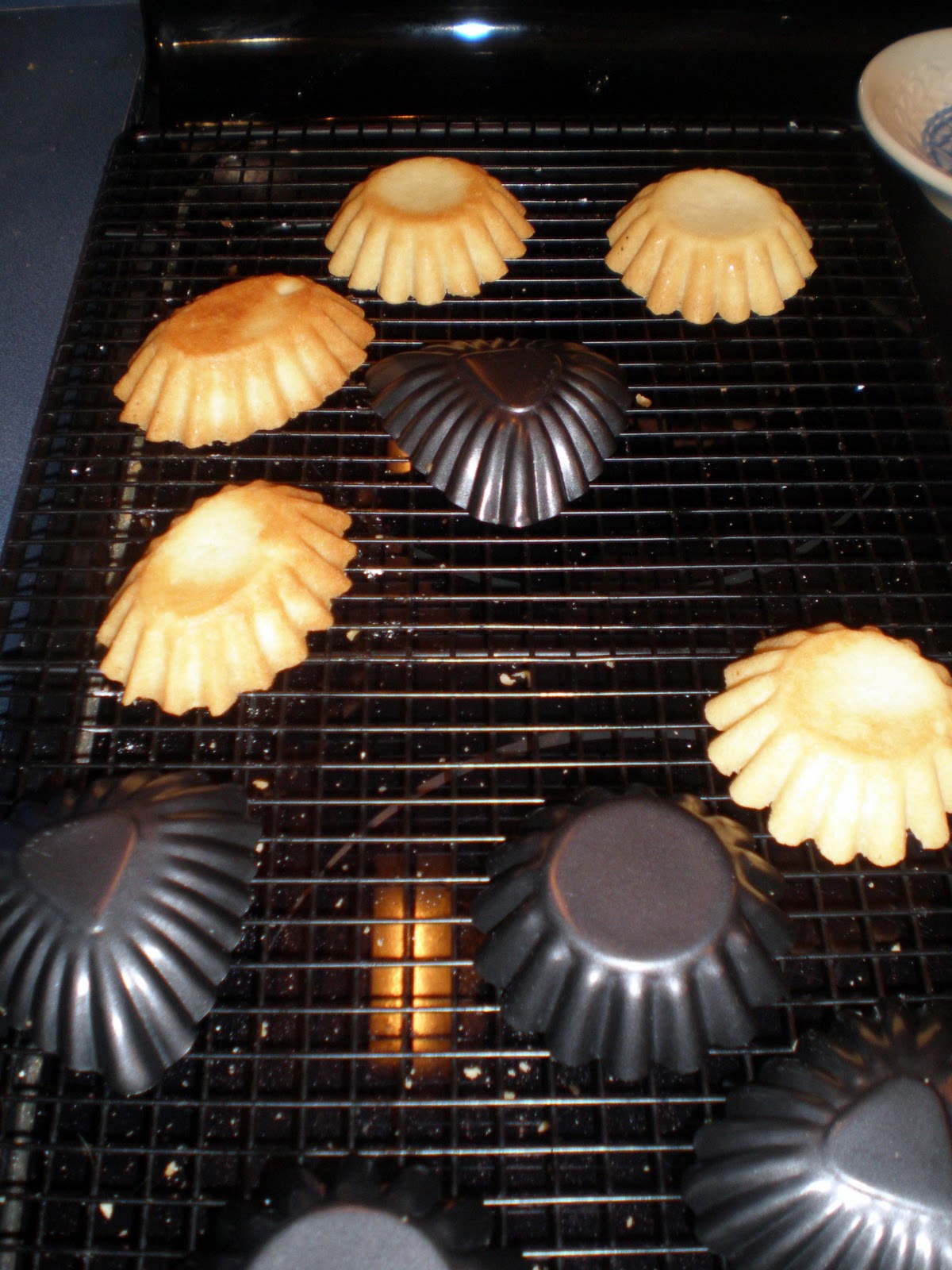 This And That: Sandkaker A Traditional Norwegian Christmas Cookie