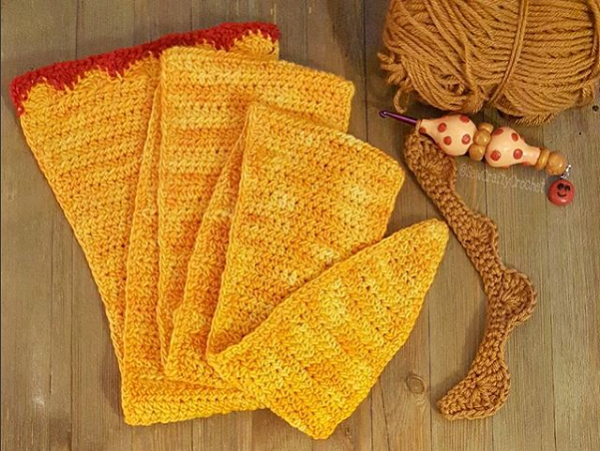 Crochet Pepperoni Pizza Scarf - Sew Crafty Crochet