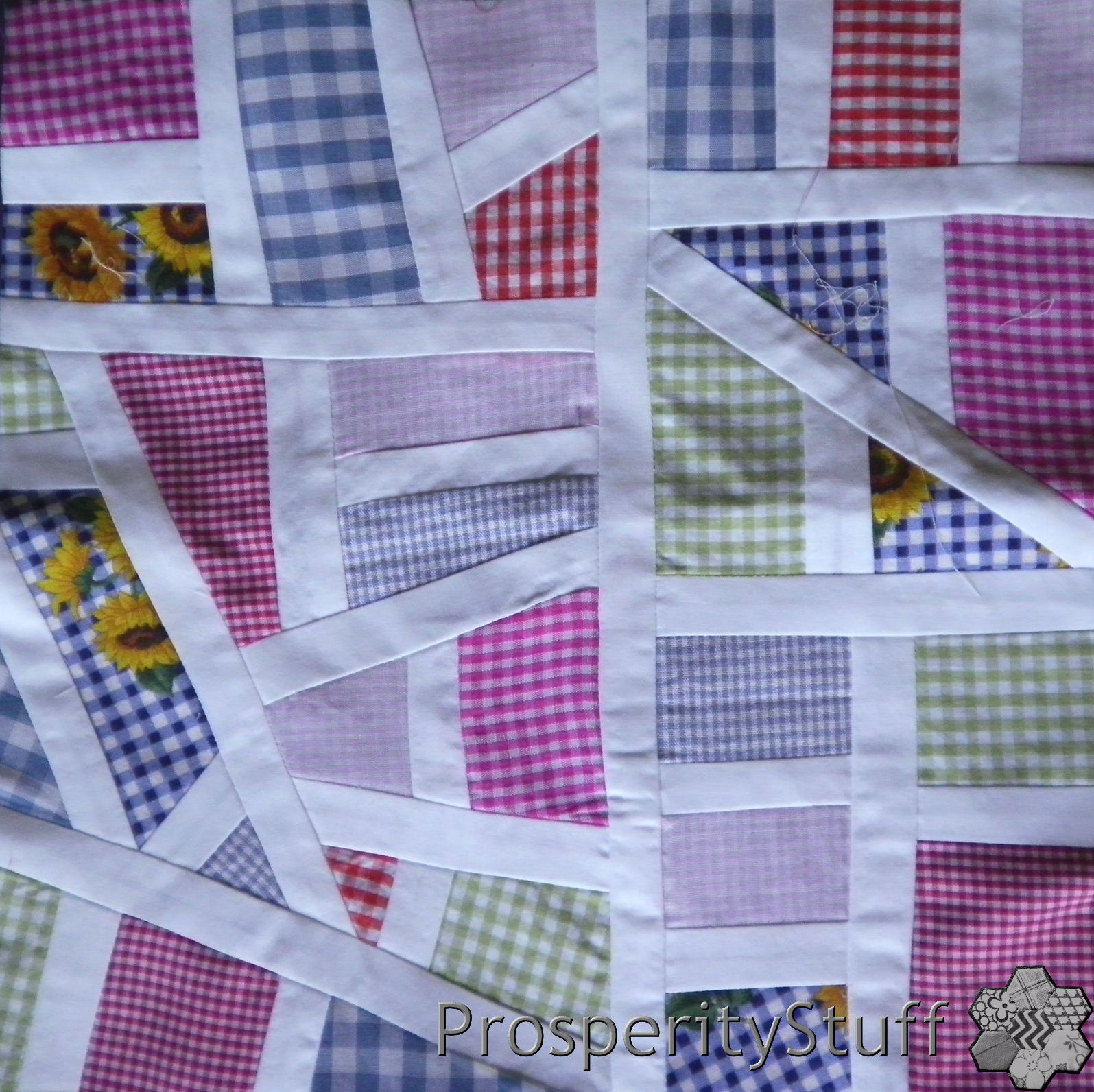 ProsperityStuff Quilts: Gingham Maverick Star blocks!