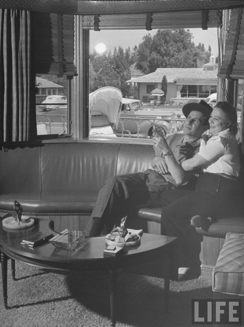 Time Machine to the Twenties: Stars at Home - Bud Abbott