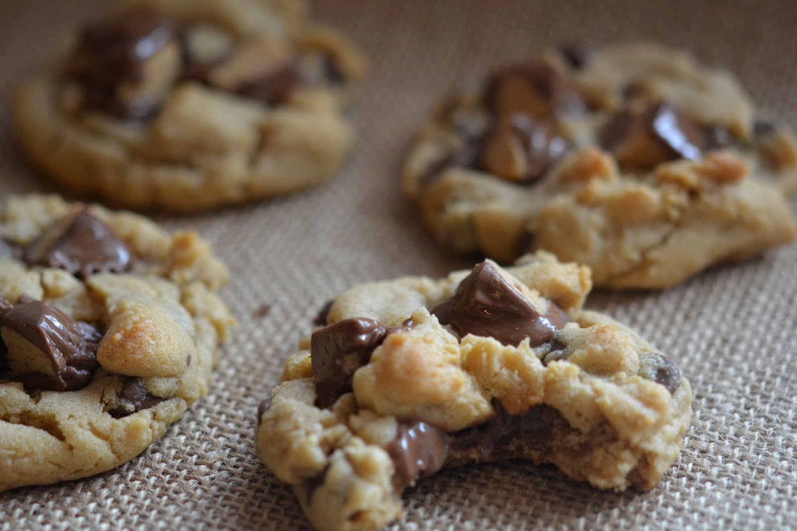 OVER THE TOP REESE'S PEANUT BUTTER CUP COOKIES - Hugs and Cookies XOXO