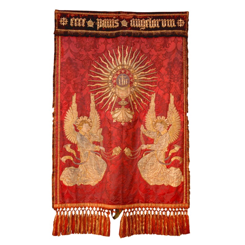 Noble Processional Banners: Not Relegated to the Past ~ Liturgical Arts ...
