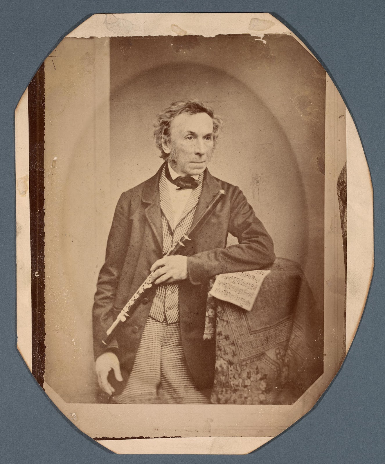 TempoSenzaTempo: Self Portrait with Flute