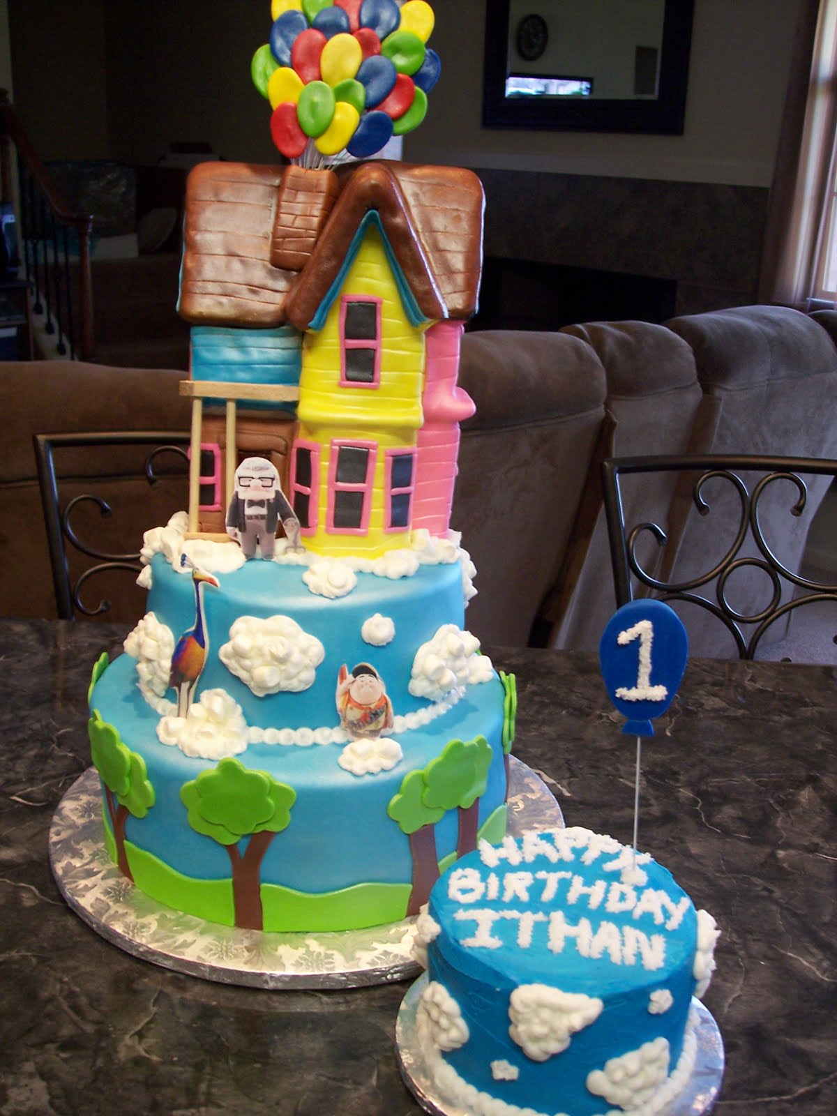 MyMoniCakes: Pixar Movie UP Cake with Matching Smash Cake