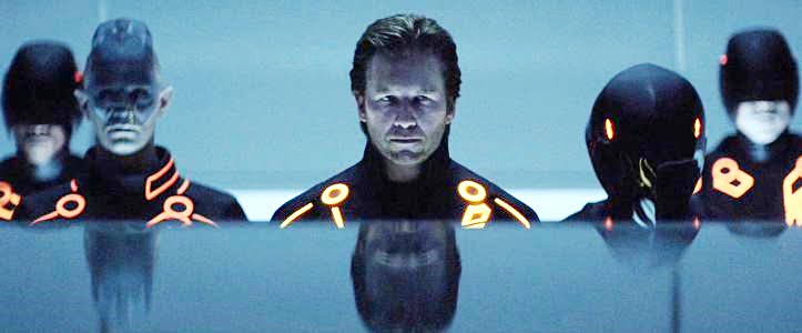 una historia de la frontera: TRON LEGACY – 'ESPURIO' THE MATRIX