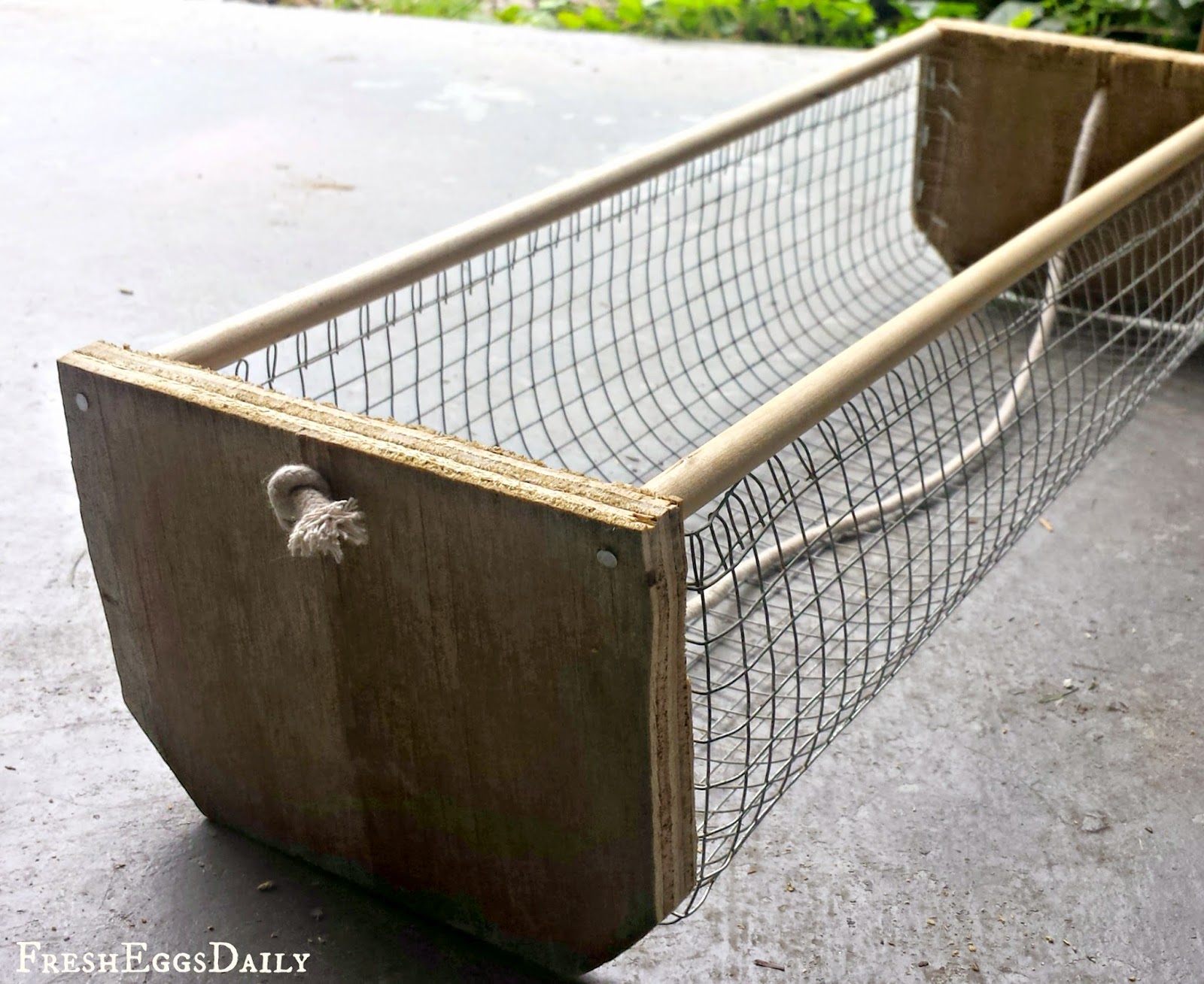 DIY Wood and Wire New England Clam Hod Egg Basket - Fresh Eggs Daily ...