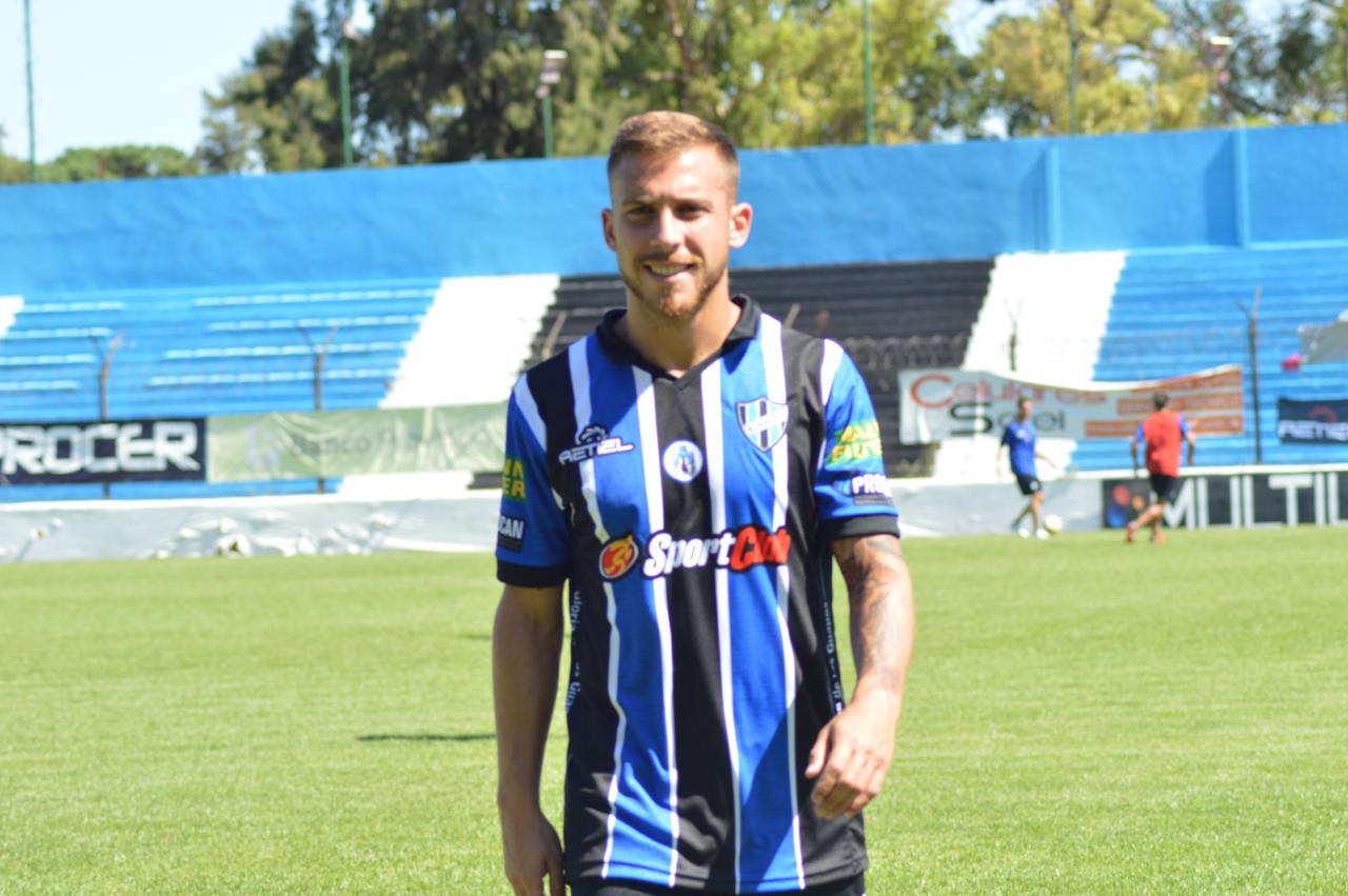 CLUB ALMAGRO www.almagro100.com.ar: CON USTEDES LA NUEVA TRICOLOR