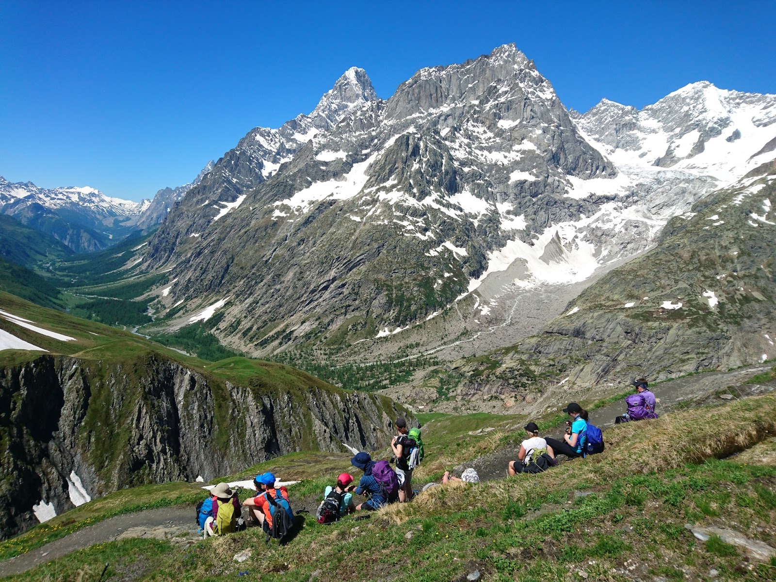 TARMACHAN MOUNTAINEERING: GRAND COL FERRET
