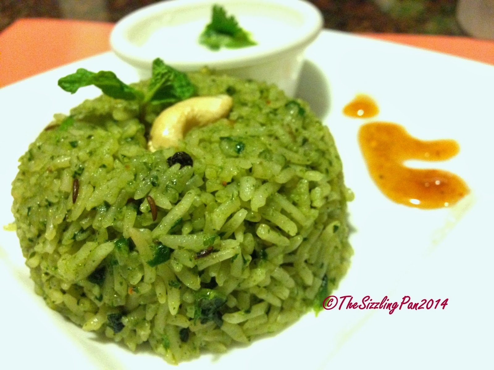 The Sizzling Pan: "Spinach-Mint" Rice