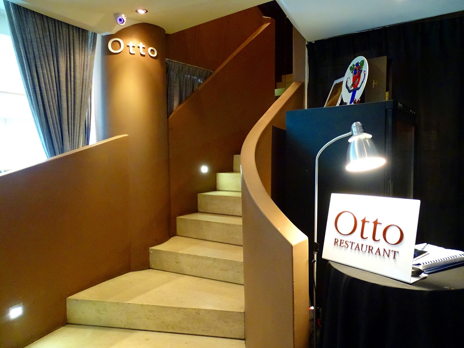 Otto Restaurant & Bar (Hong Kong, CHINA) ★★★☆☆ | A traveling foodie's ...
