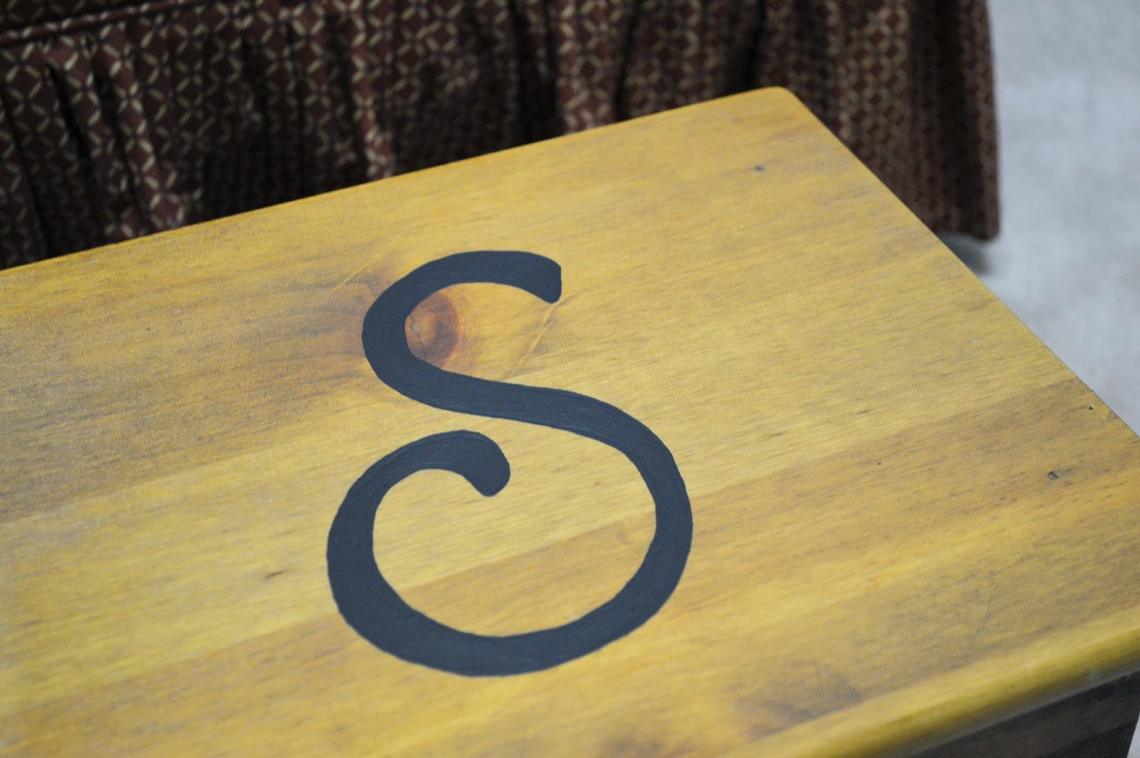 Sew Southern: How to Paint a Monogram