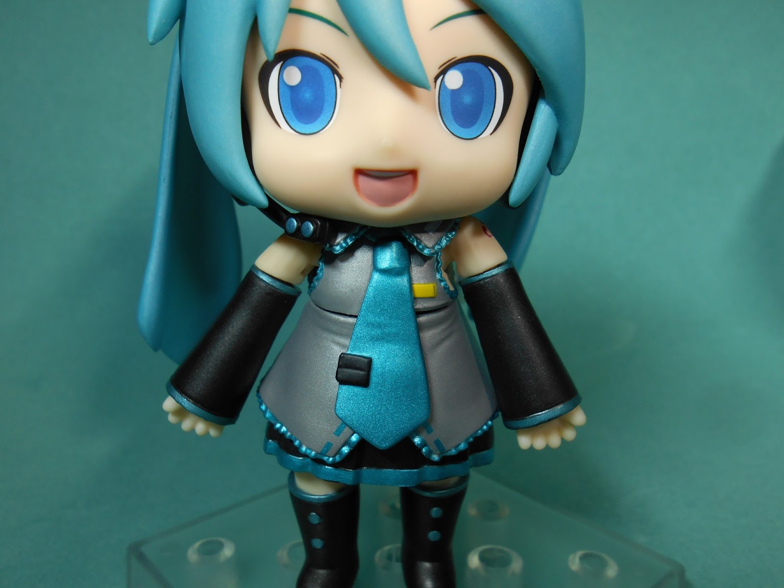 Review: Nendoroid Mikudayo | Night's Corner
