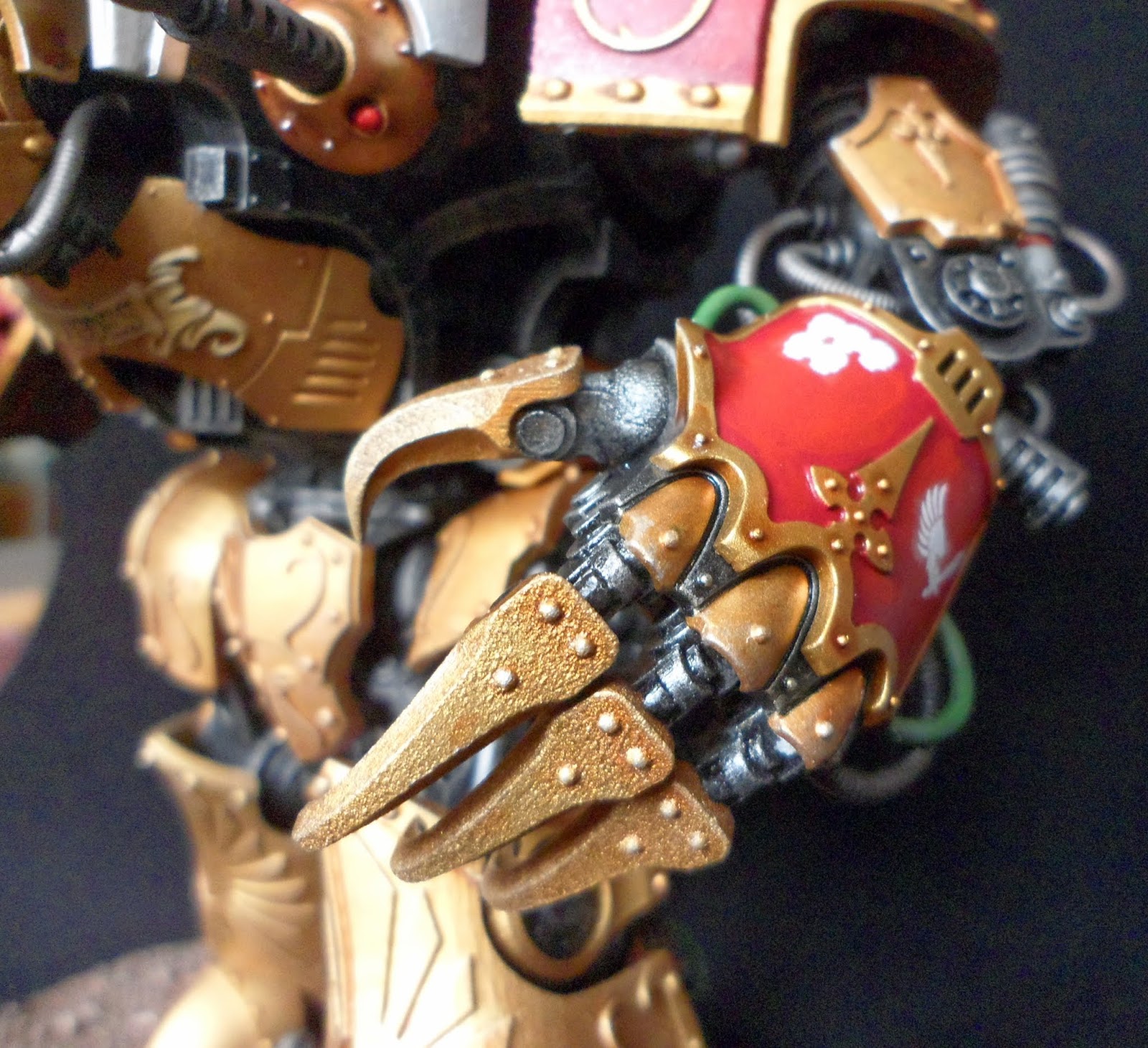 WeeMen: Imperial Knights - Adeptus Custodes Indentured Questoris Knight ...