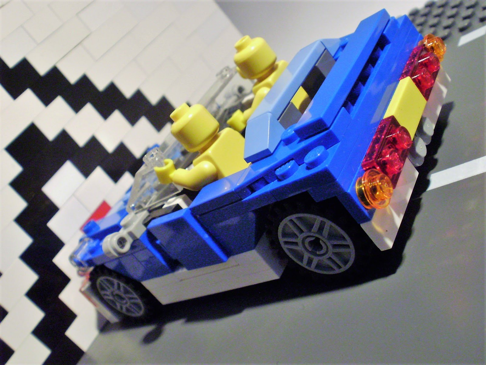 VIVOLEGO: Dummies Car crash test