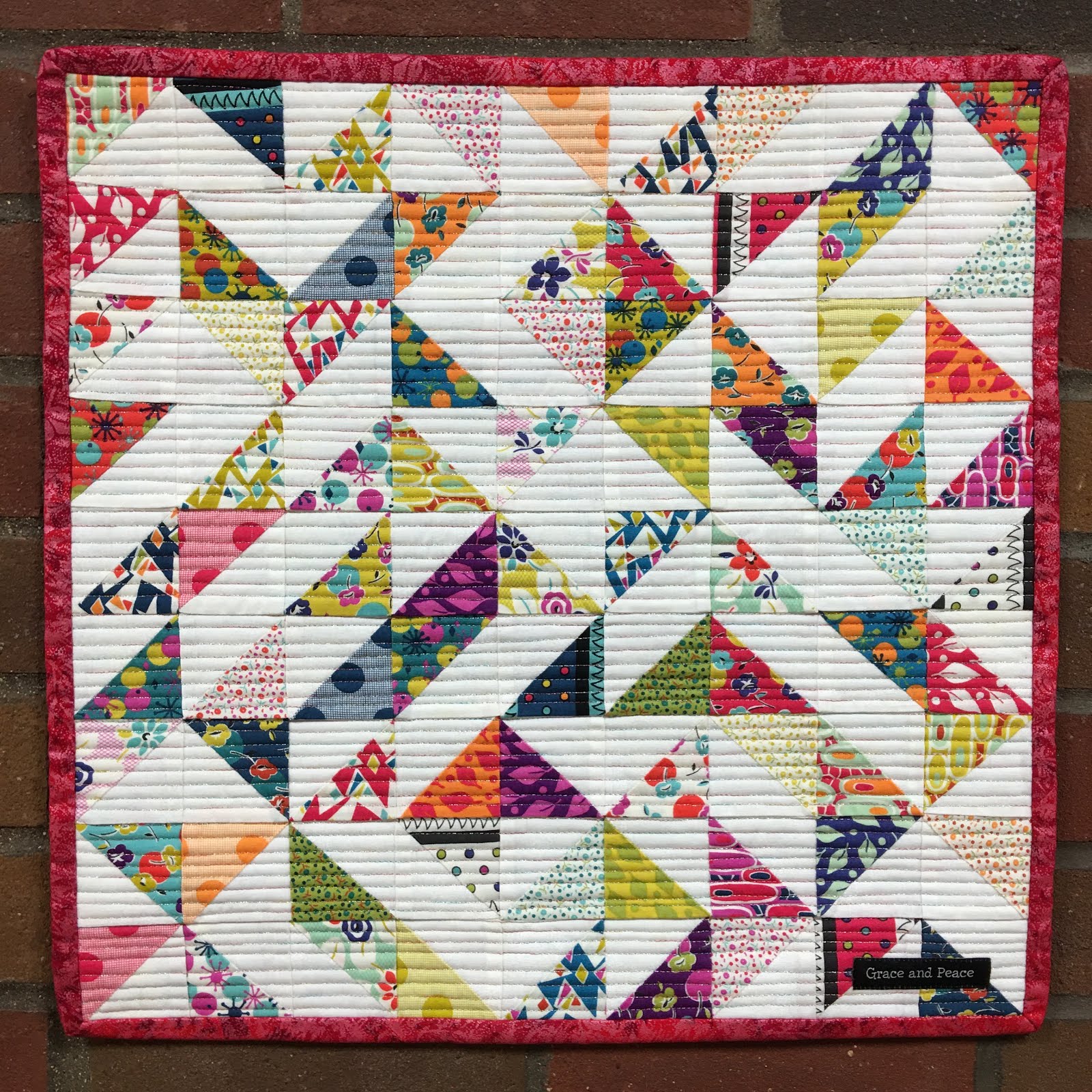 Grace and Peace Quilting: HST Shuffle Mini