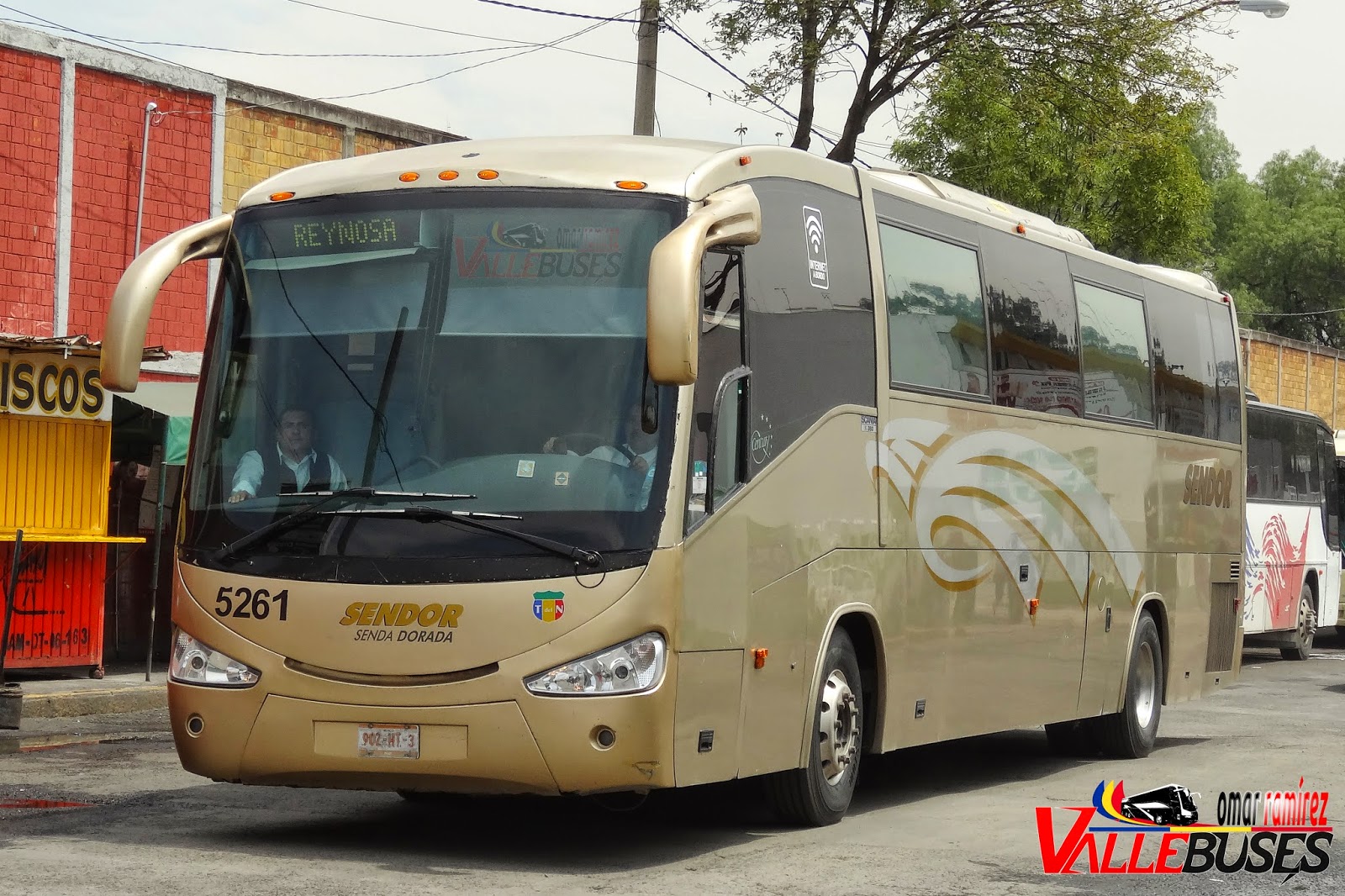 Vallebuses: 02087 - Sendor Senda Dorada