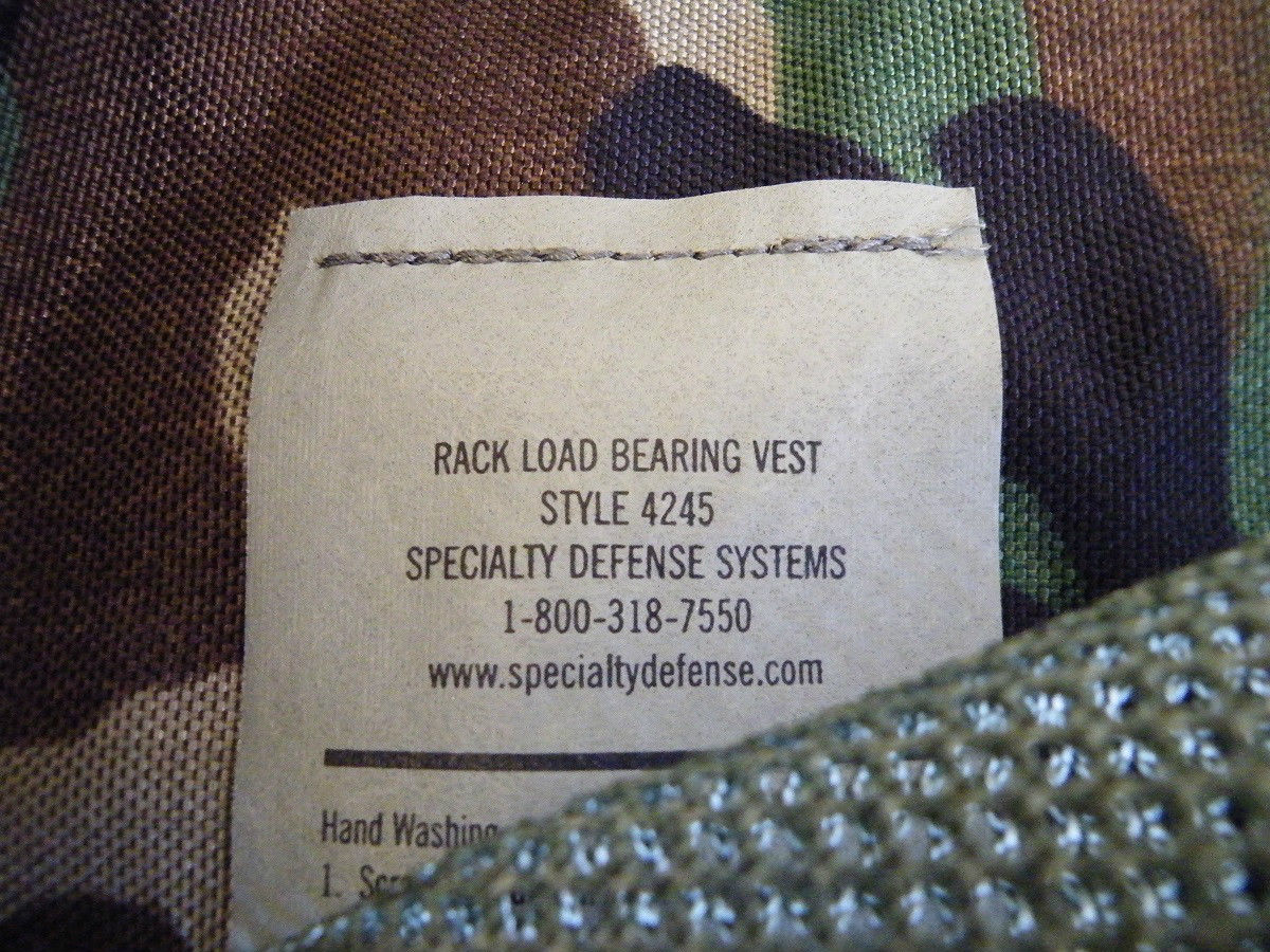 Webbingbabel: US Army Ranger Assault Carry Kit RACK Woodland