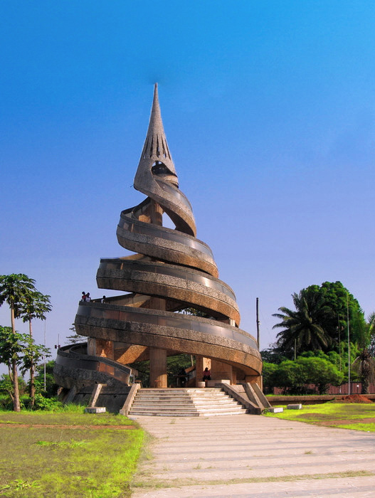 TROPICALIZER: Monuments et mémoriaux d'Afrique 1