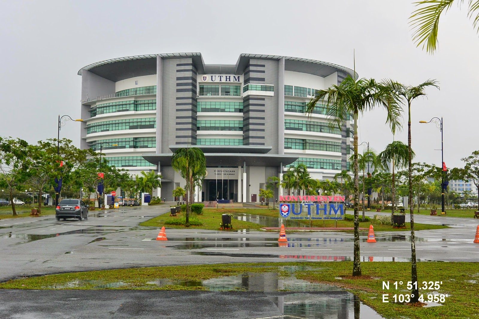 UTHM images: bangunan UTHM