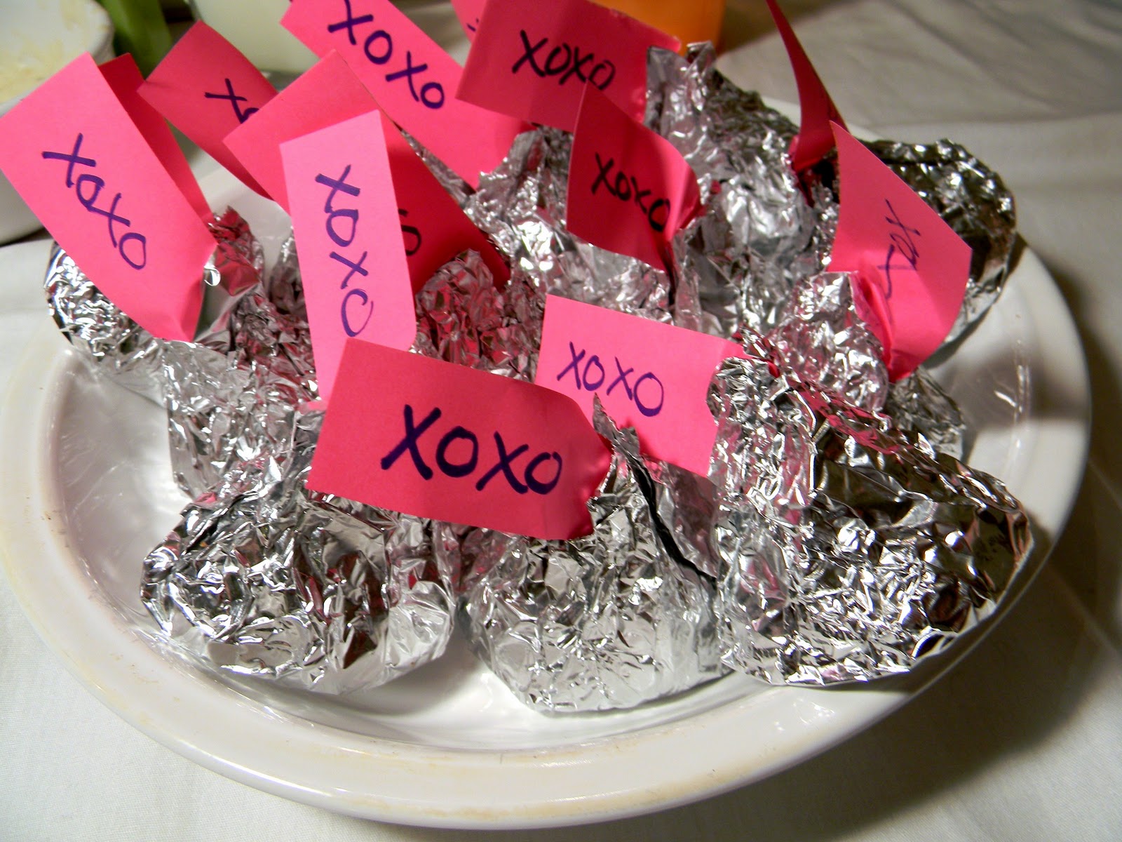 They are super cute, right? I had mr write the tags out while I baked ...