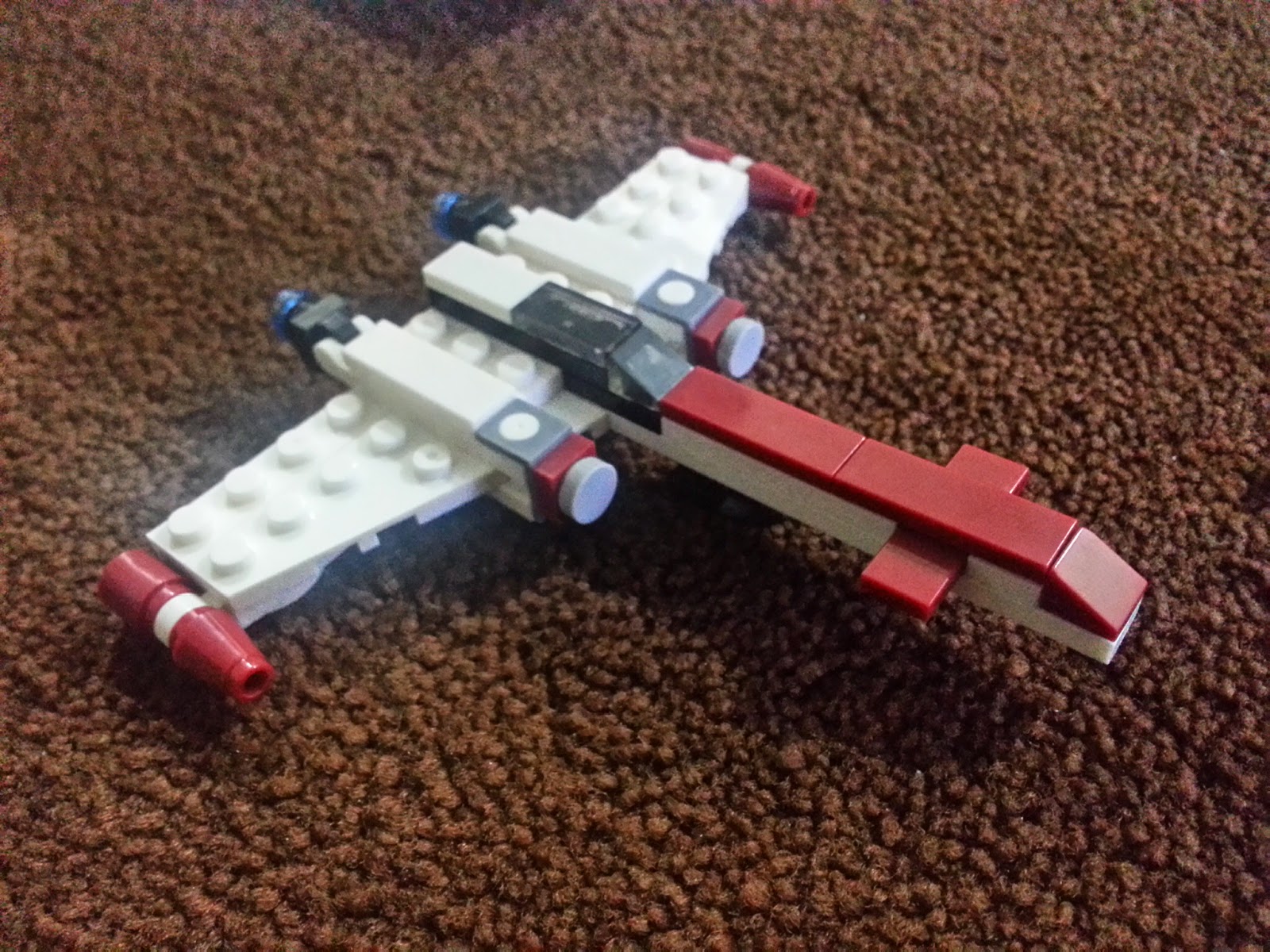 Loot of the Day: Star Wars - Clone Wars Ships - 2 with Clone Trooper ...