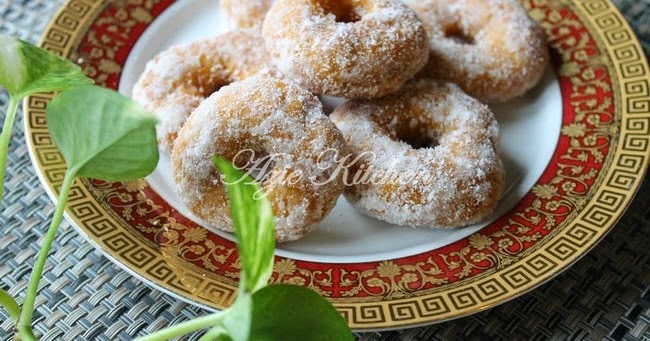 Kuih Keria - Azie Kitchen