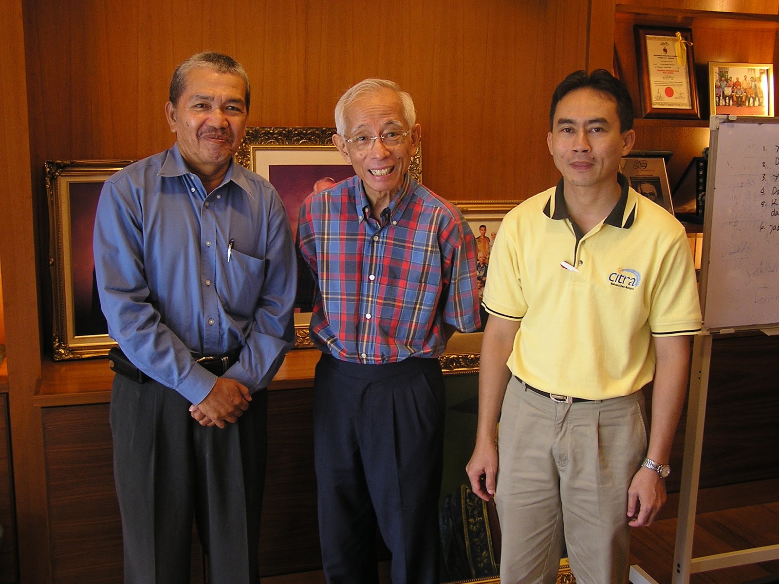 TAMPANG: BERKENLAN DENGAN TAN SRI RASHDAN BABA