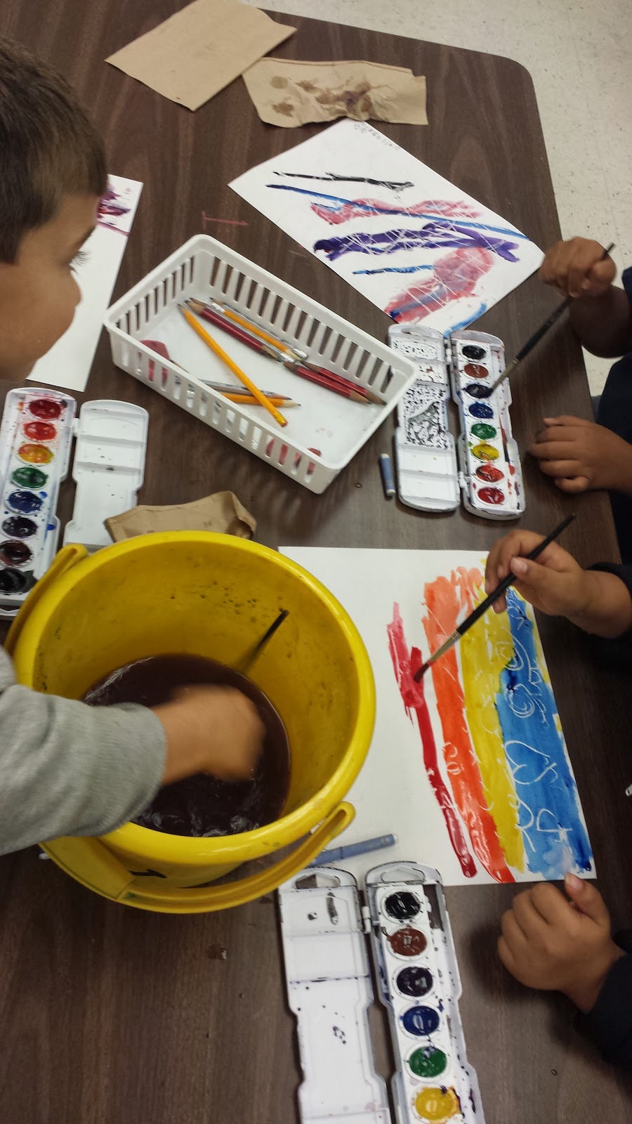 Mrs. Mona Lisa's Art Spot!: Kindergarten Simple One Day Magic Lines